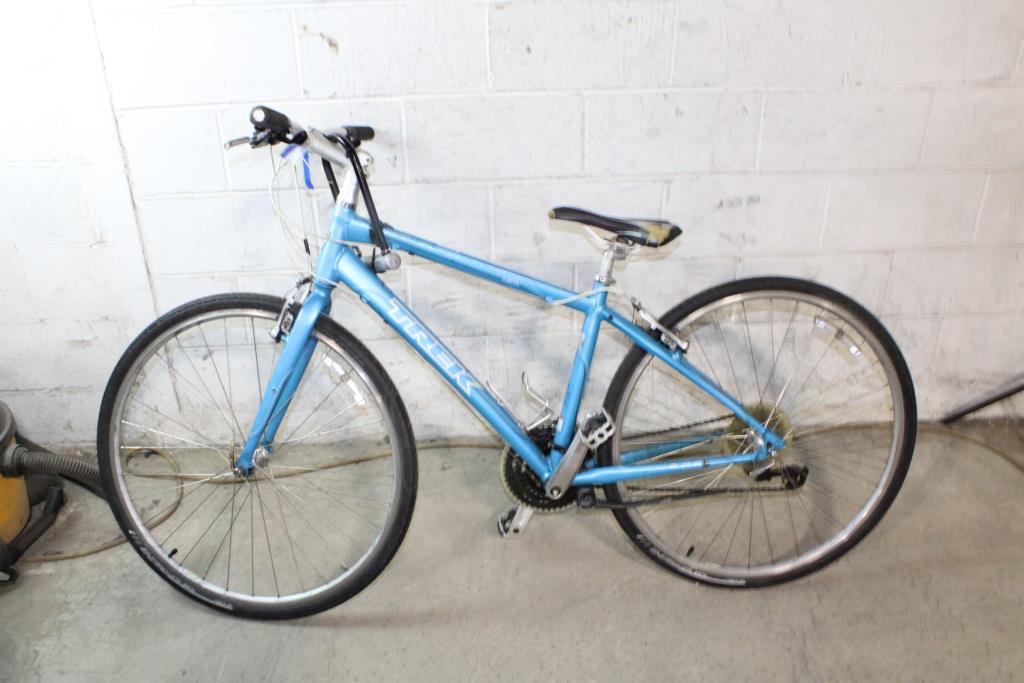 Trek 7.2 FX Hybrid Bike | Property Room