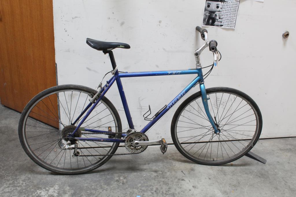 Trek 730 Multitrack Road Bike | Property Room