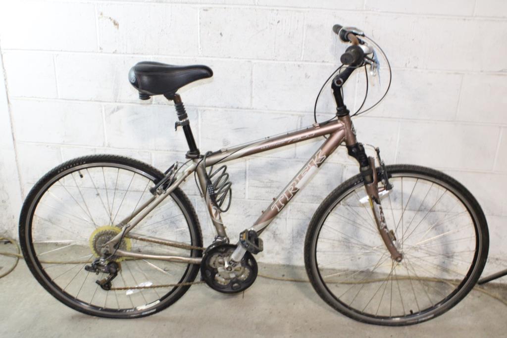 Trek 7300 Multitrack Hybrid Bike | Property Room