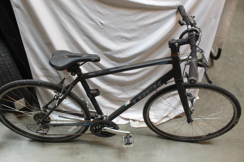 Trek FX2 Hybrid Bike | Property Room