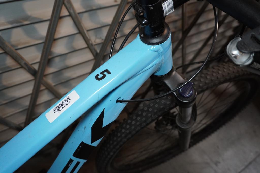 Trek Marlin 5 29" Mountain Bike | Property Room