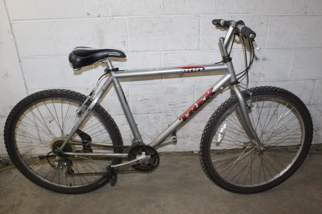 Trek Mountain Track 800 Mountain Bike | Property Room