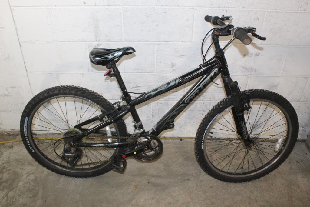 Trek MT220 Mountain Bike | Property Room
