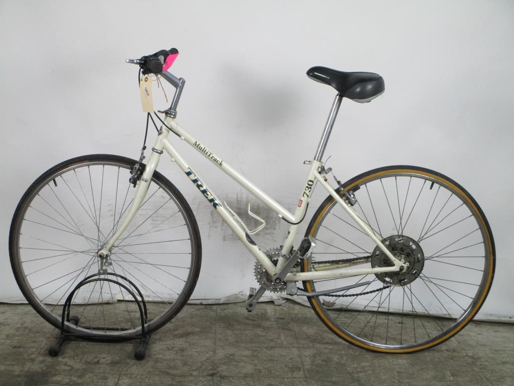 Trek Multi Track 730 Road Bike | Property Room