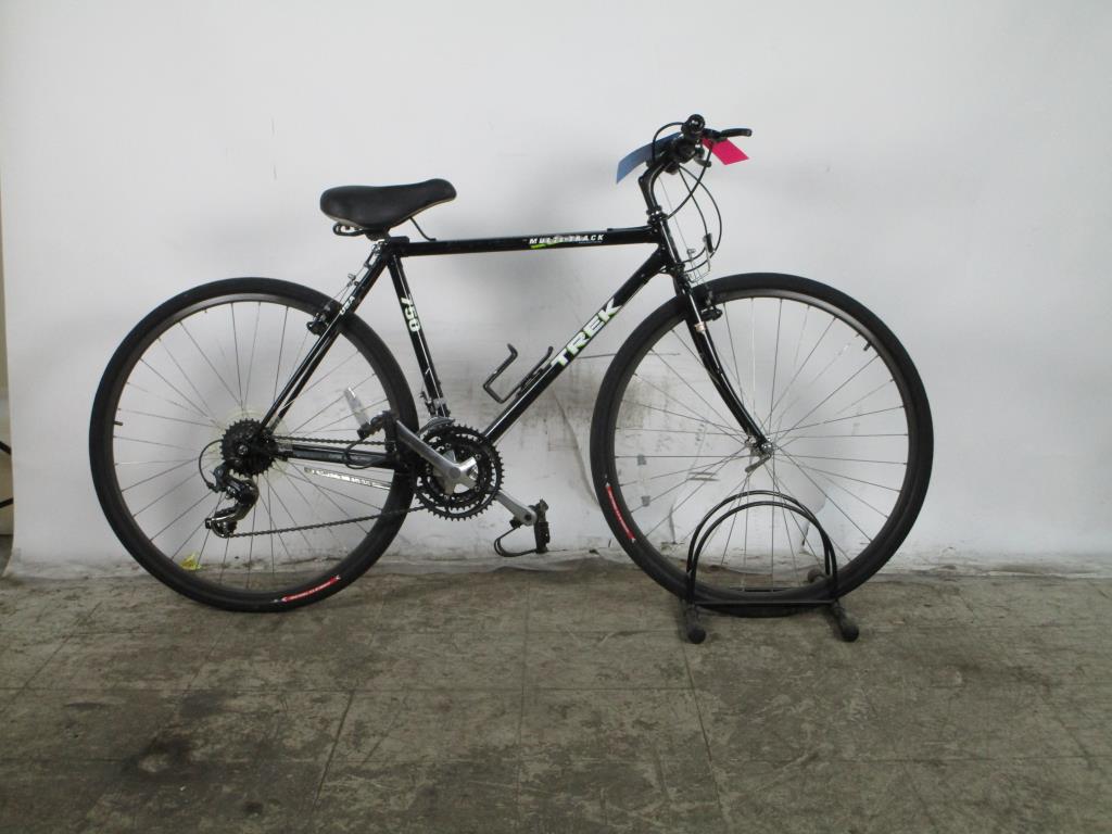 Trek Multi Trek 750 Hybrid Bike | Property Room