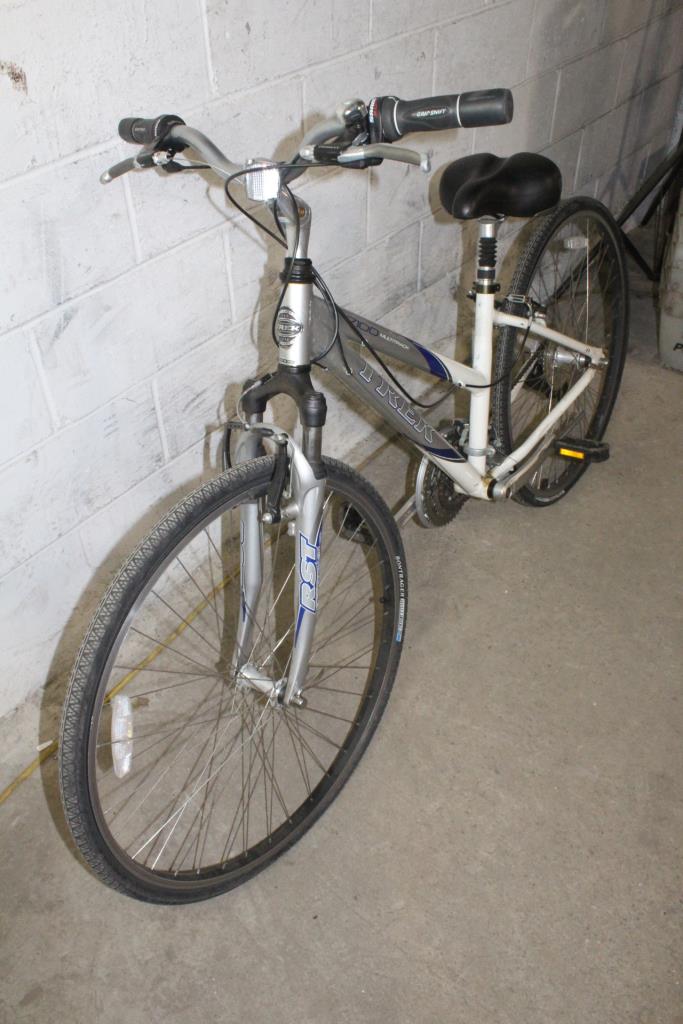 Trek Multitrack 7100 Hybrid Bike | Property Room