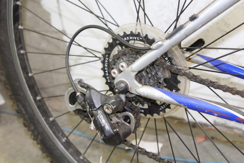 Trek SingleTrack 820 Mountain Bike | Property Room