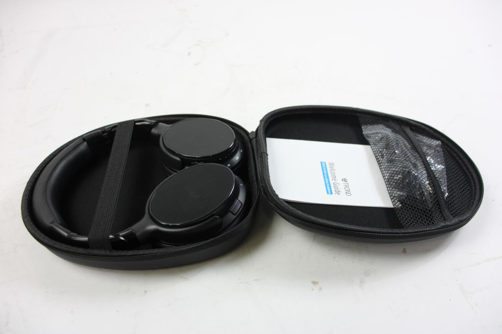 Trond Headphones | Property Room