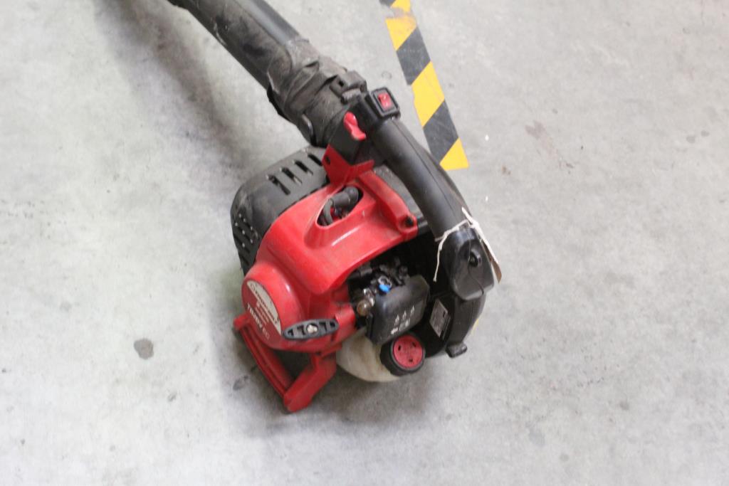 Troy-Bilt 2-cycle 27cc Jumpstart Leaf Blower | Property Room