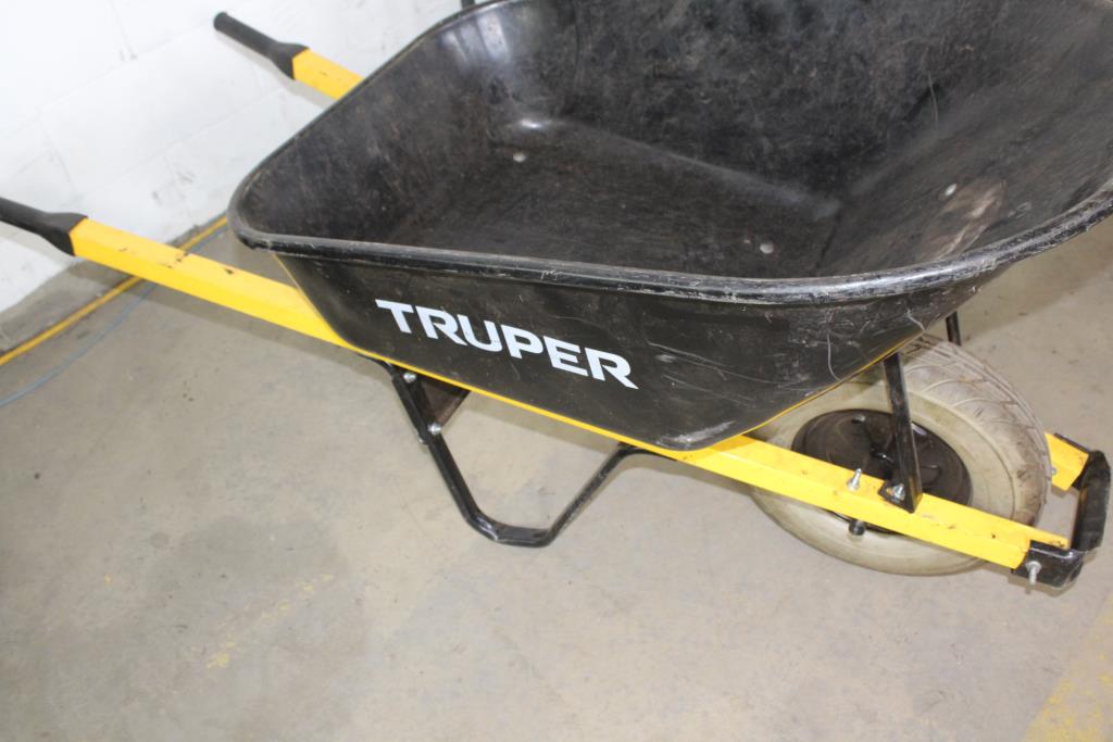 Truper Wheel Barrow | Property Room