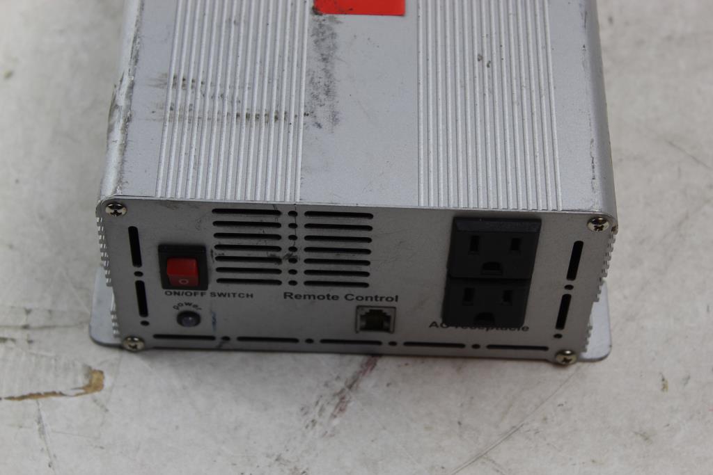 Tundra E2000 Power Inverter | Property Room