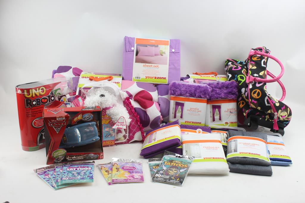 Twin Comforter Sets, Twin Sheet Sets, Uno Roboto Card Game, & More; 7 ...