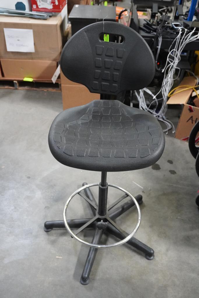 Uline Black Adjustable Spinning Chair | Property Room
