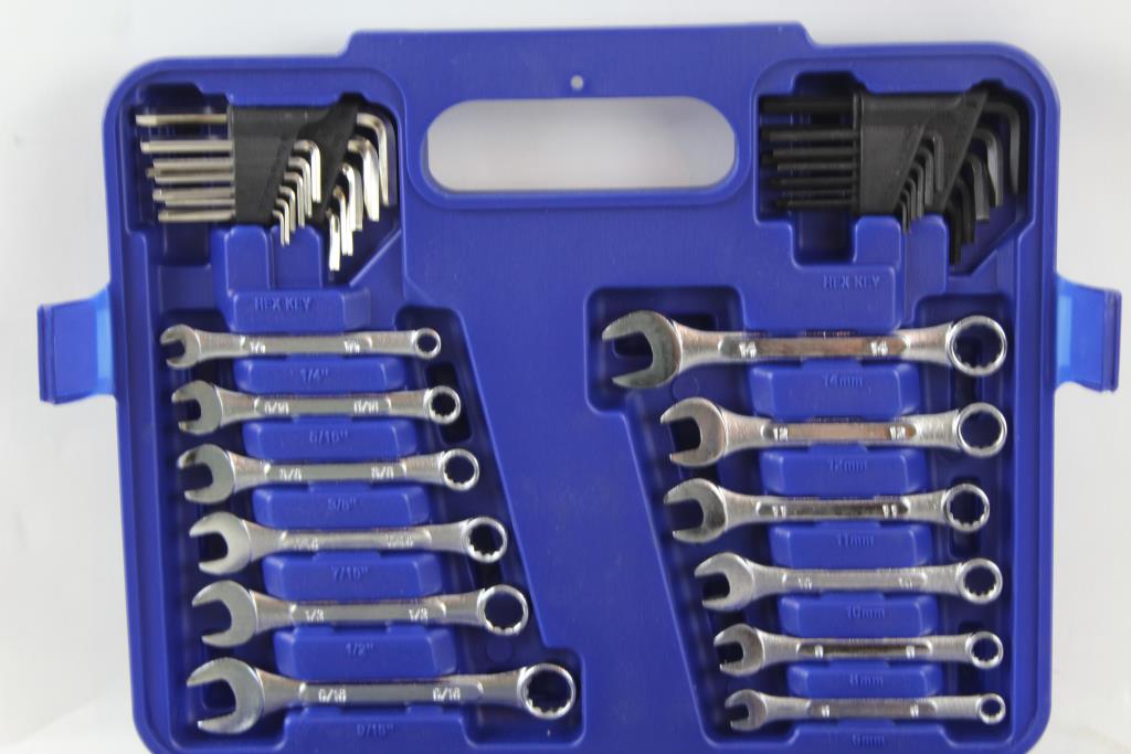 Ultra-Tough Ultra Steel Mechanics Tool Set | Property Room