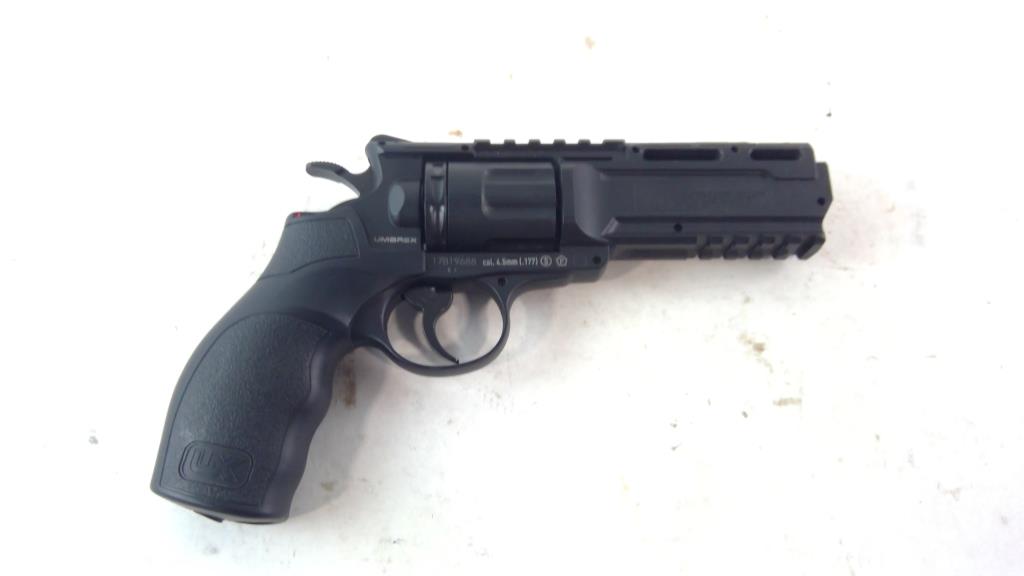 Umarex Super Magnum BB Gun | Property Room