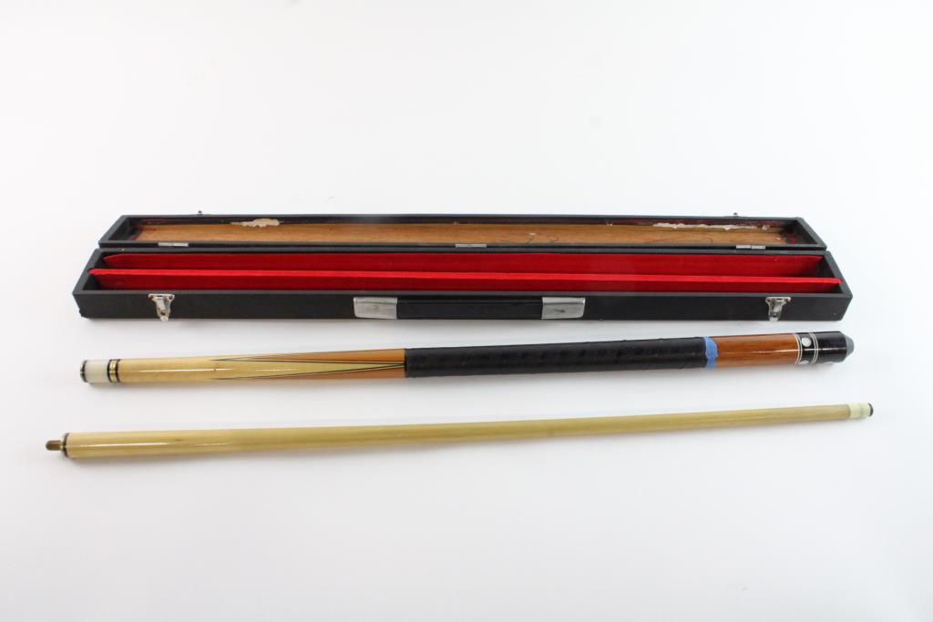 Unbranded Pool Cue With Case | Property Room