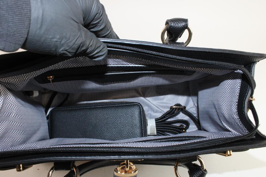 Unbranded Purse | Property Room