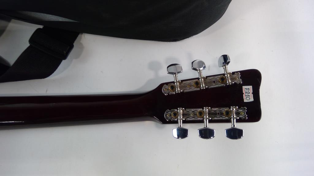 Unknown Acoustic Guitar | Property Room