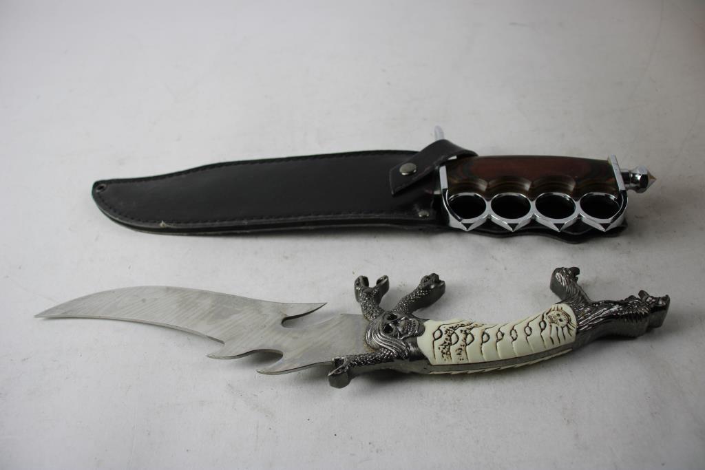 Unknown Brand Knives, 2 Pieces | Property Room