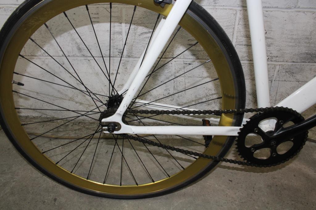 Urban Track Single Speed Bike | Property Room