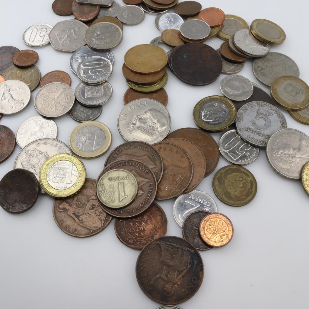 US And Foreign Coins, 1+lbs | Property Room