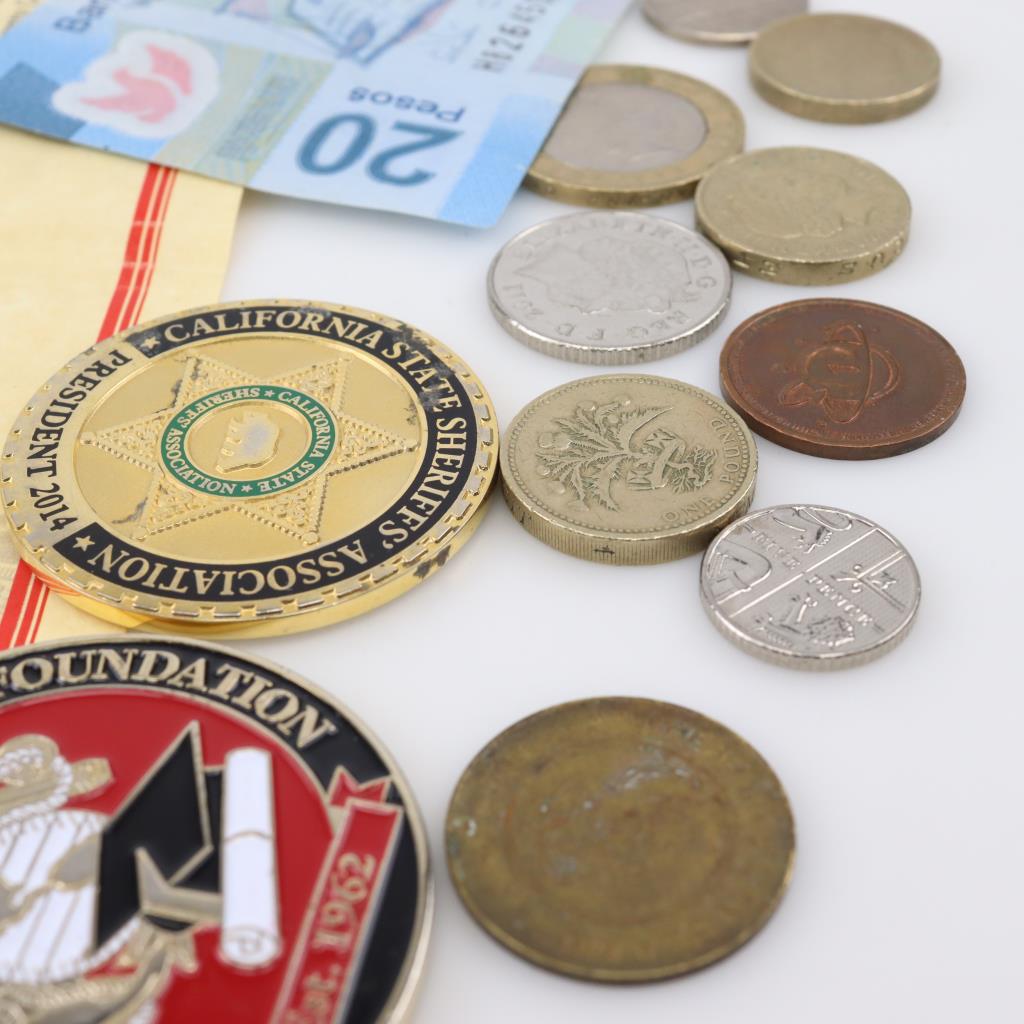 US, Foreign Currency & Tokens, 10+ Pieces | Property Room