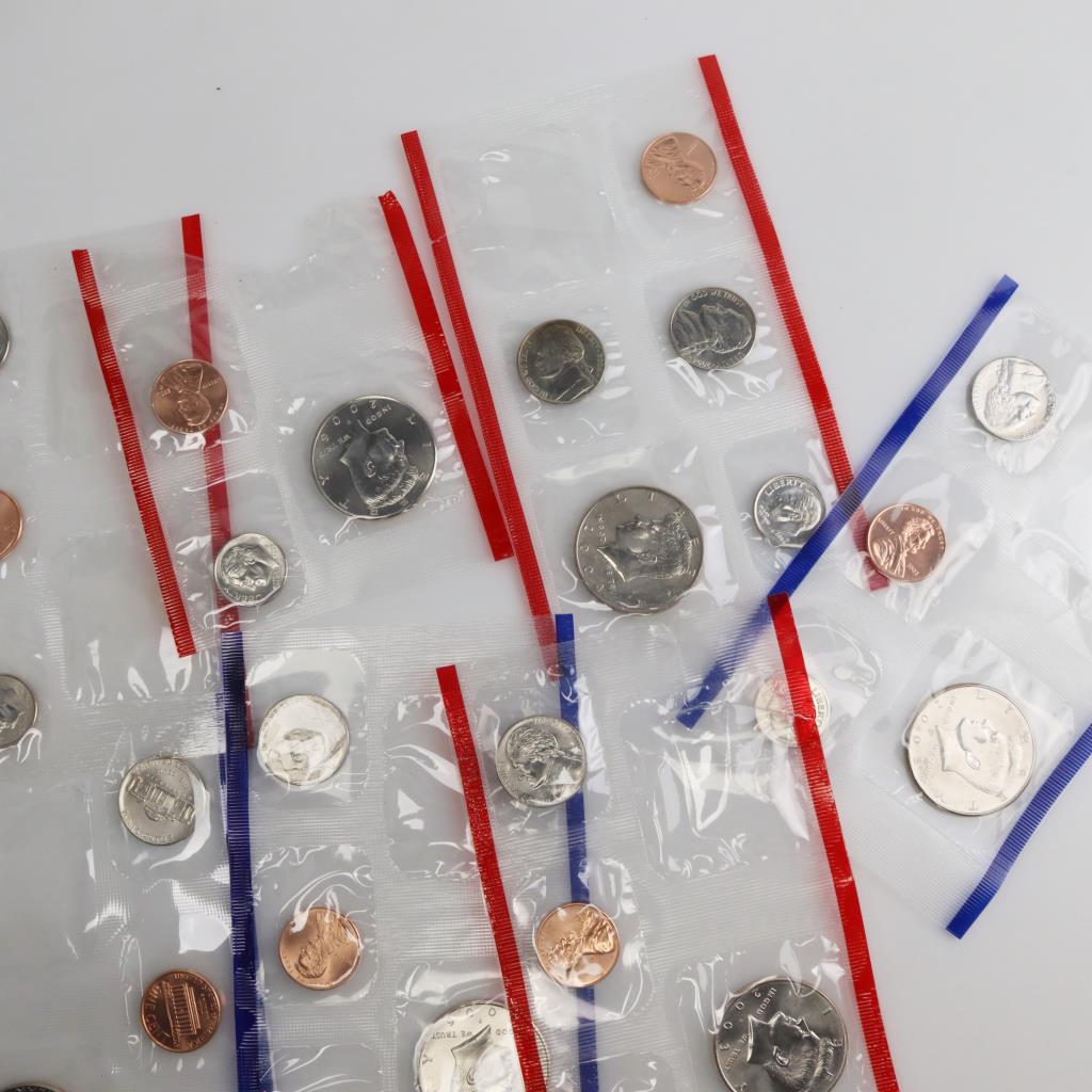 US Mint Sets, 25+ Pieces | Property Room