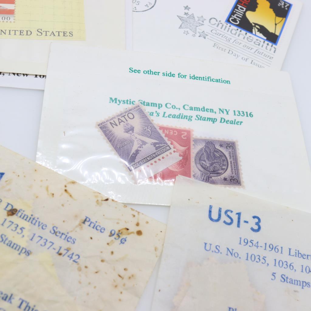 US Stamps, 17+ Pieces | Property Room