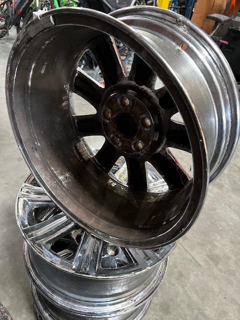 Used Toyota Stock 17 Inch Wheels - Set Of 4 | Property Room