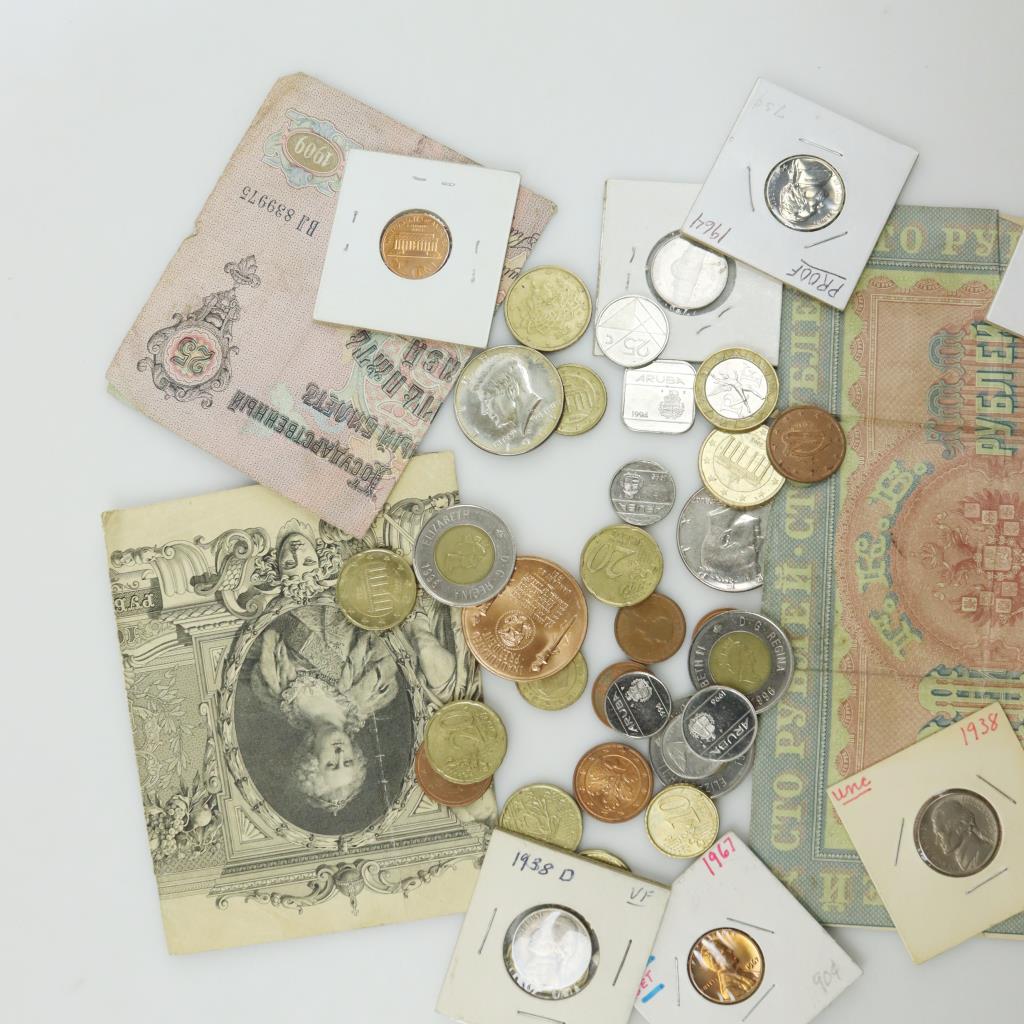 US/Foreign Currency & Tokens, 40+ Pieces | Property Room