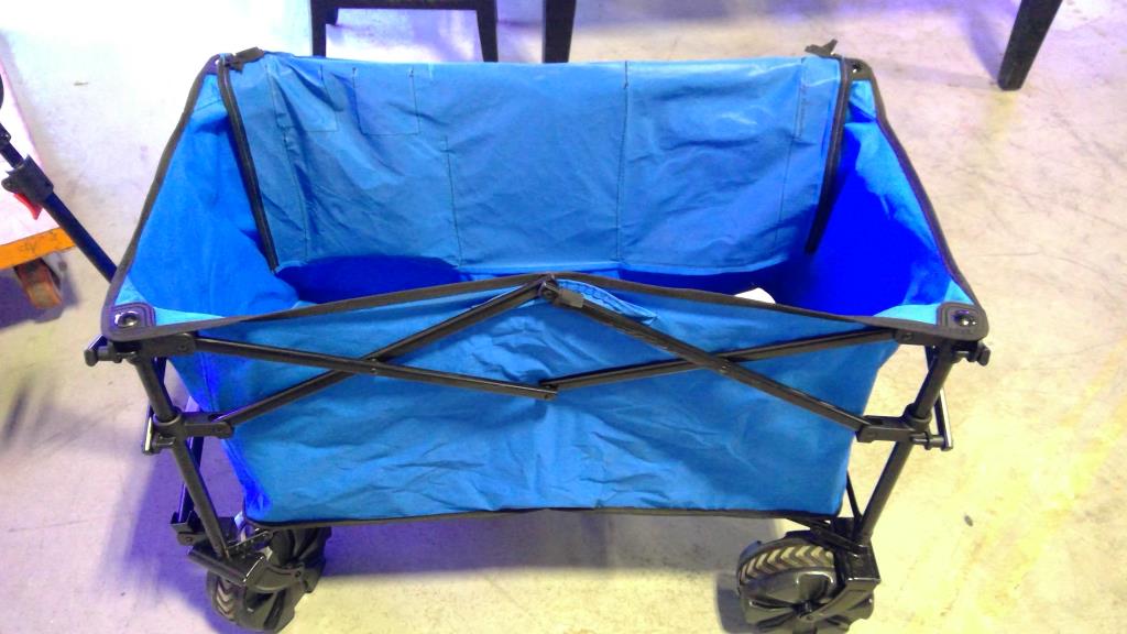Utility Collapsible Folding Wagon | Property Room