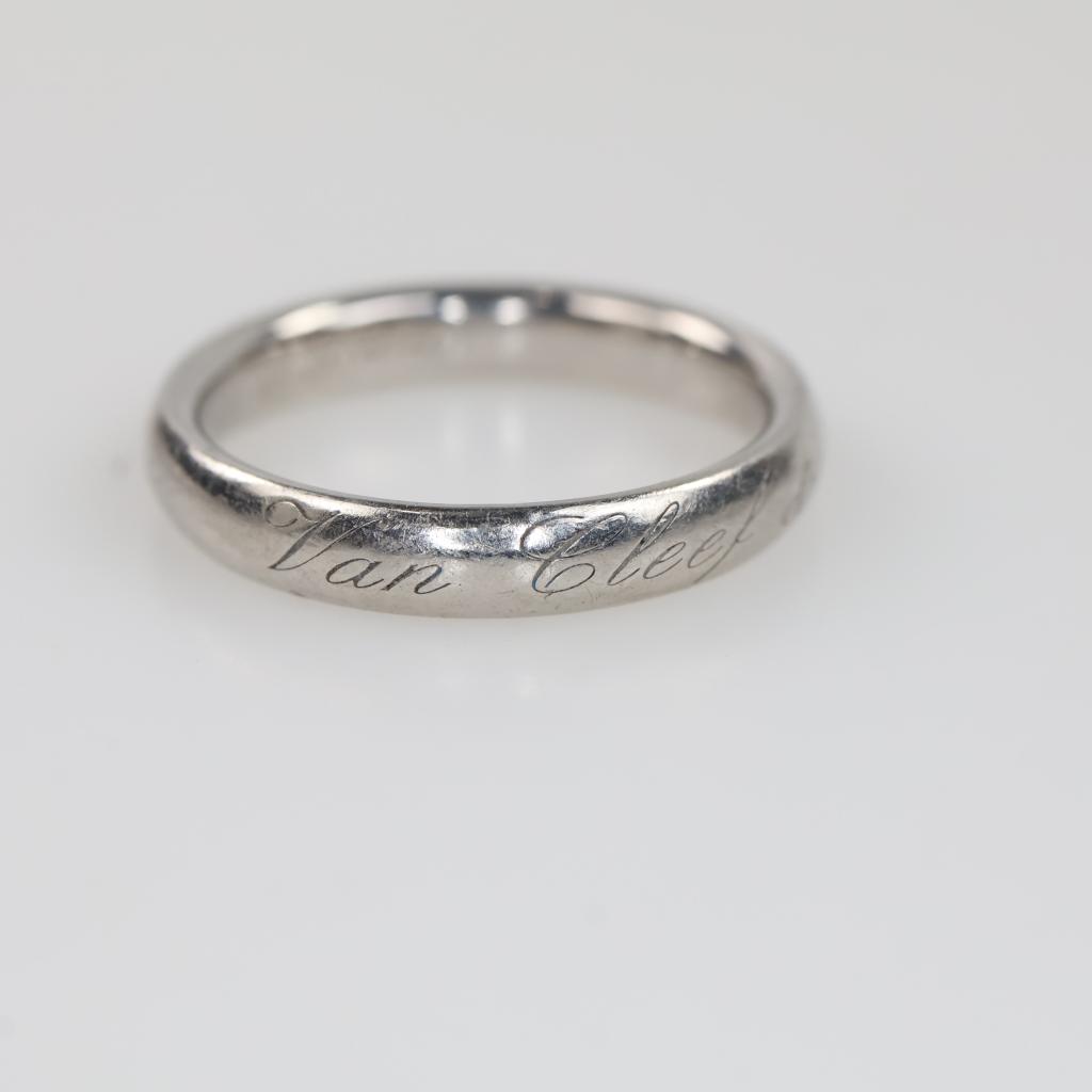 Van Cleef & Arpels Platinum Signature Band | Property Room