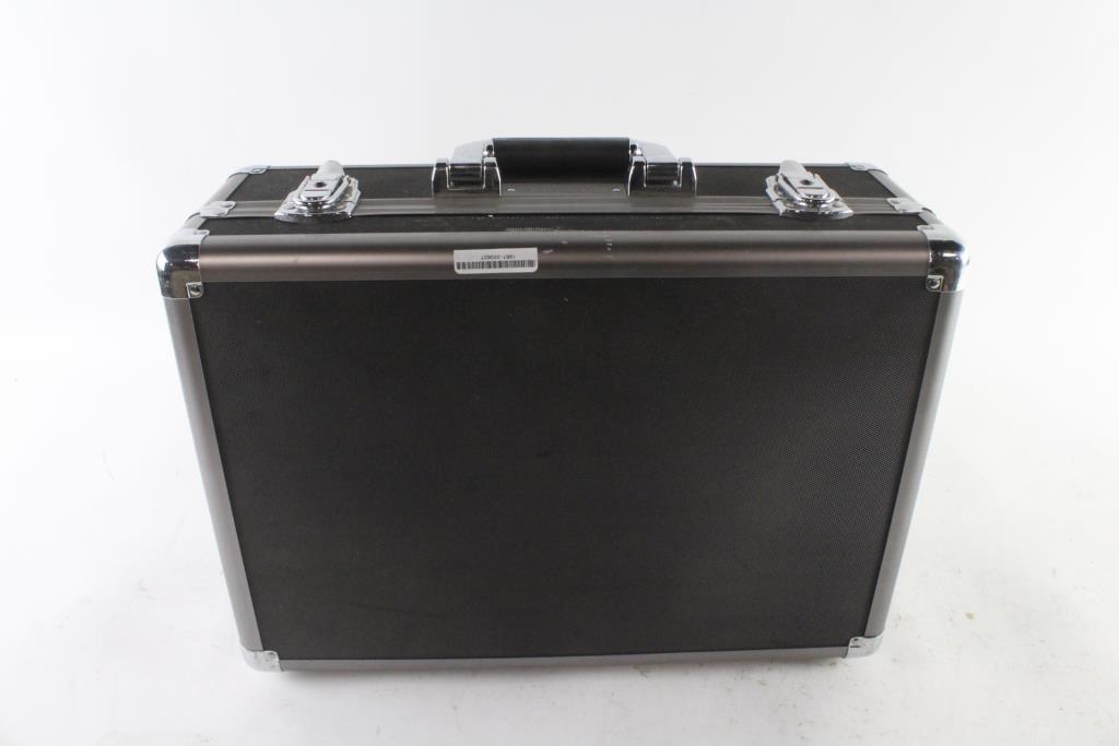 Vanguard Lockable Hard-Shell Carrying Case | Property Room