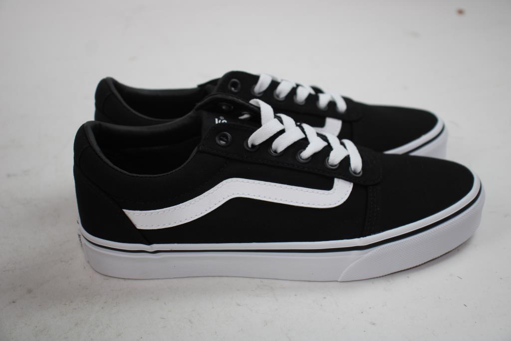 Vans Ward Women's Skate Shoes, Size 8, Black | Property Room