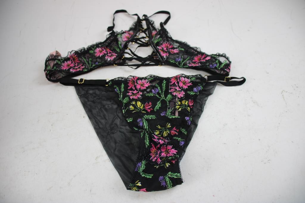 Victoria's Secret Underwear Clothing Lot, 4 Pieces | Property Room
