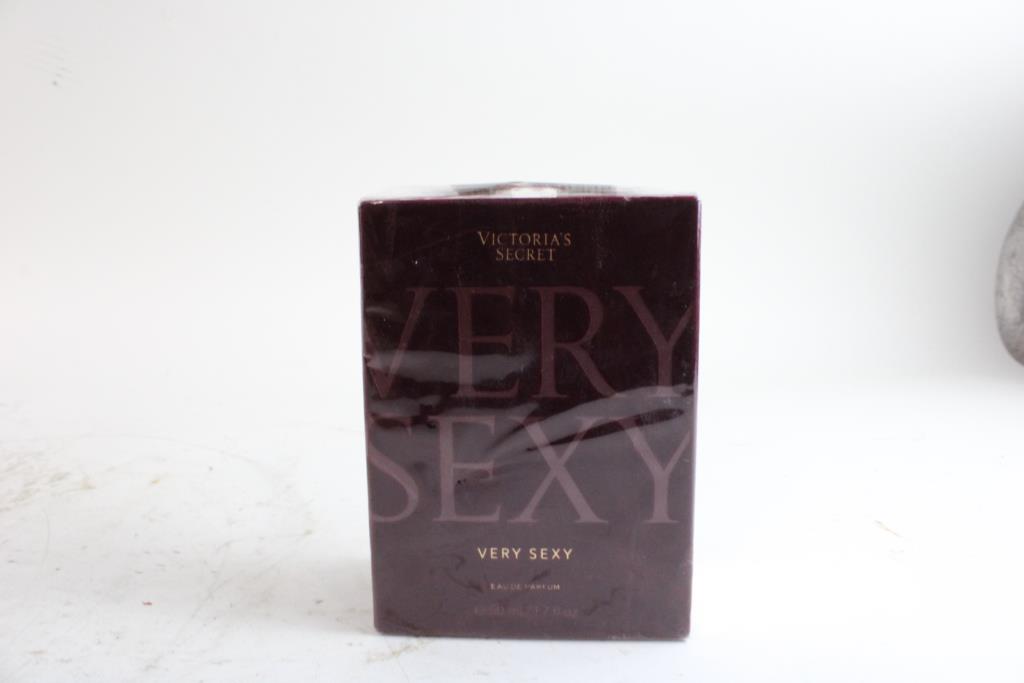 Victorias Secret Very Sexy Property Room