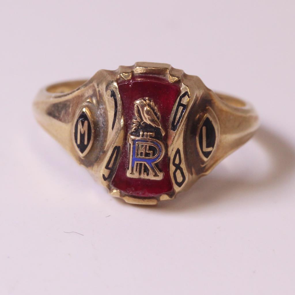 Vintage 10kt Gold 3.8g 1968 Balfour Red Stone Class Ring | Property Room
