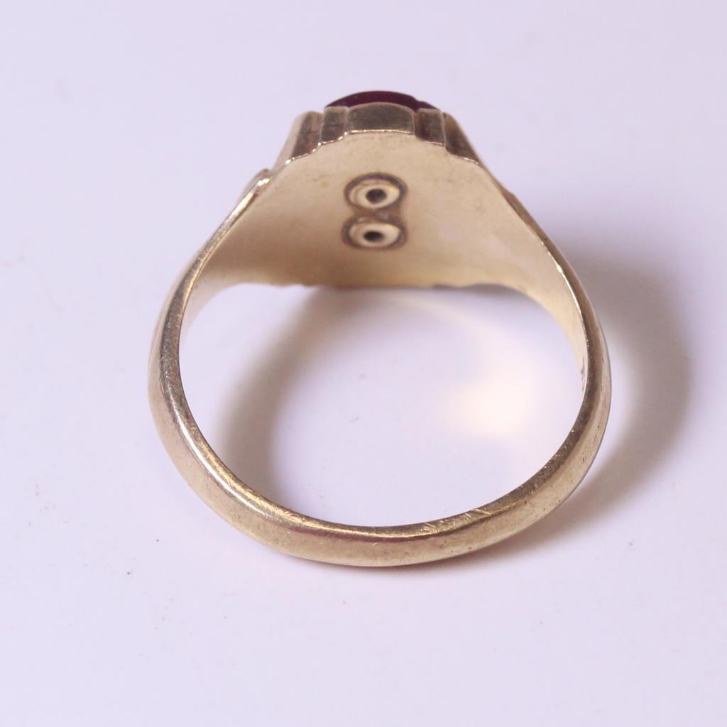 Vintage 10kt Gold 3.8g 1968 Balfour Red Stone Class Ring | Property Room