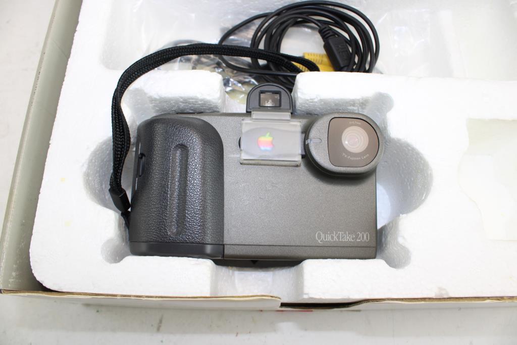 Vintage Apple QuickTake 200 Digital Camera | Property Room