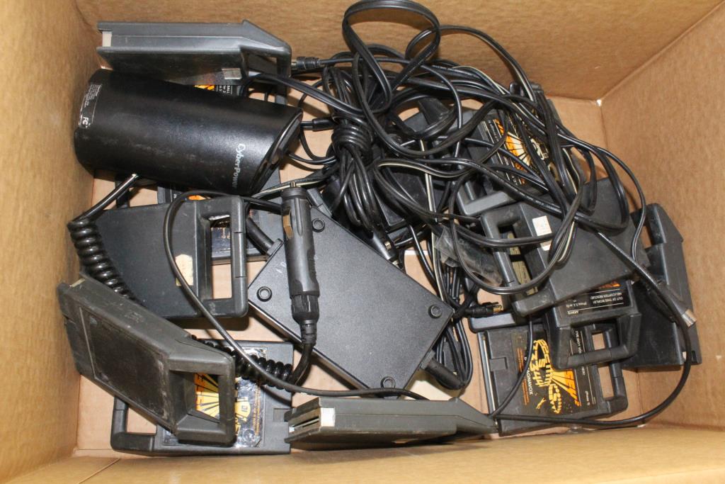Vintage Atari 600 XL Personal Computer And More, 15+ Pieces | Property Room