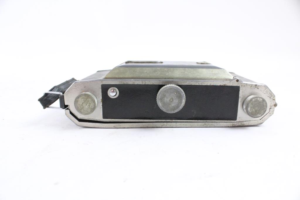 Vintage Camera, Universal Roamer 1 | Property Room