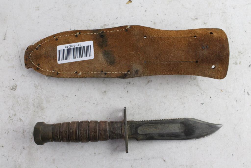 Vintage Camillus Pilots Survival Knife and Sheath | Property Room