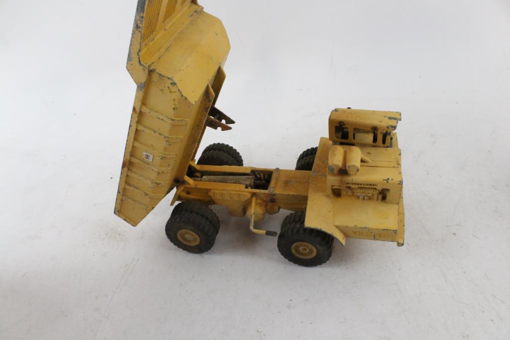 Vintage ERTL Co. Construction Vehicles | Property Room