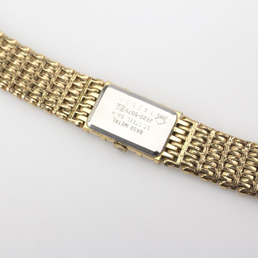 Vintage GP Seiko Quartz Watch | Property Room