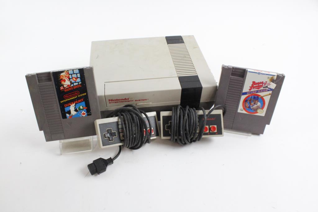 Vintage Nintendo Entertainment System | Property Room