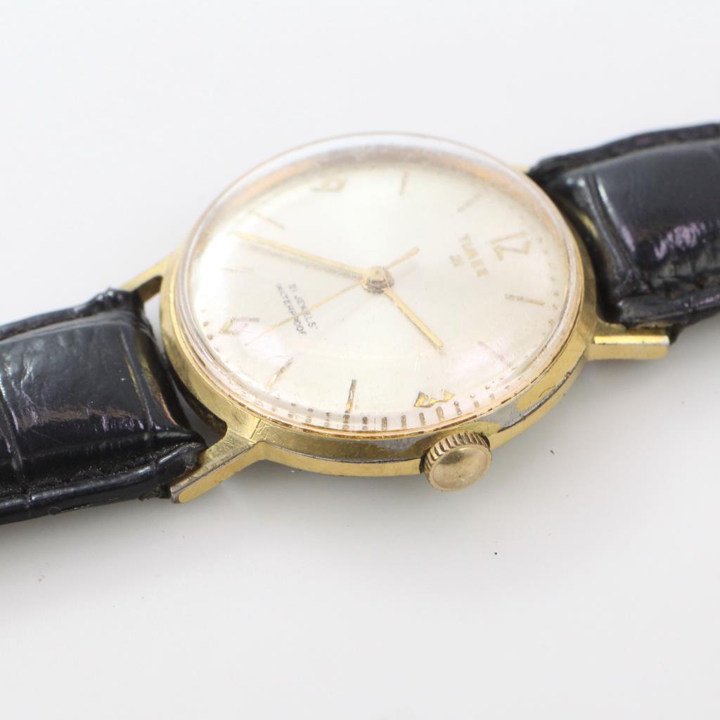 Vintage Timex 400 Watch | Property Room