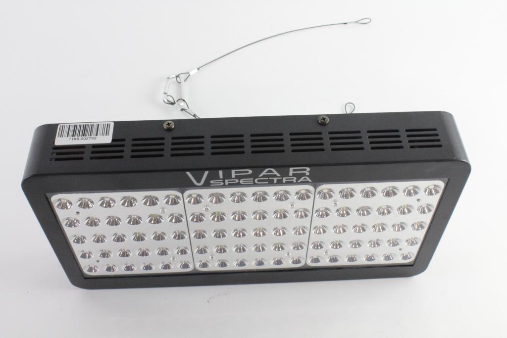Vipar LED Growlight | Property Room