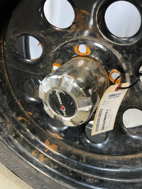 Vision 17 Inch Wheel | Property Room