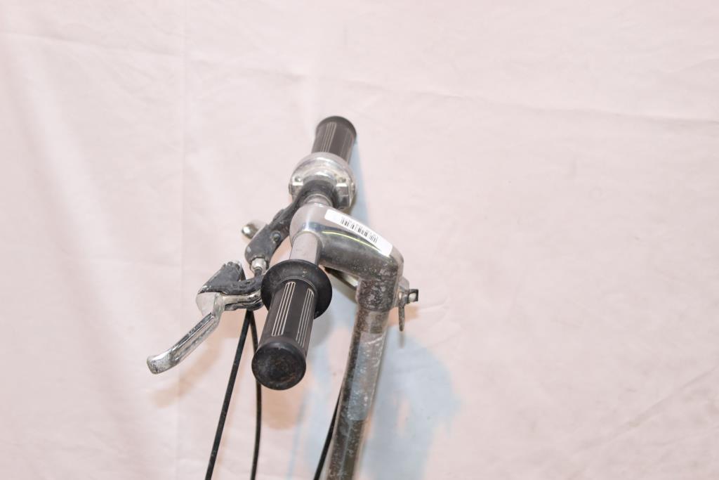 Viza Motors Scooter | Property Room