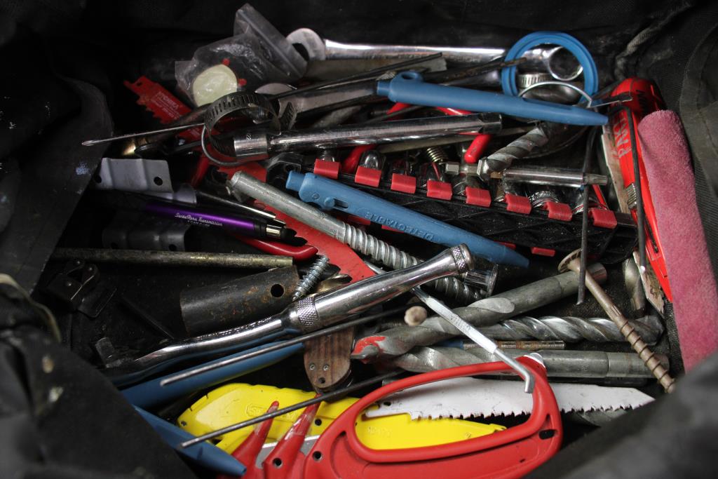 Voyager Tool Bag W/misc Tools | Property Room
